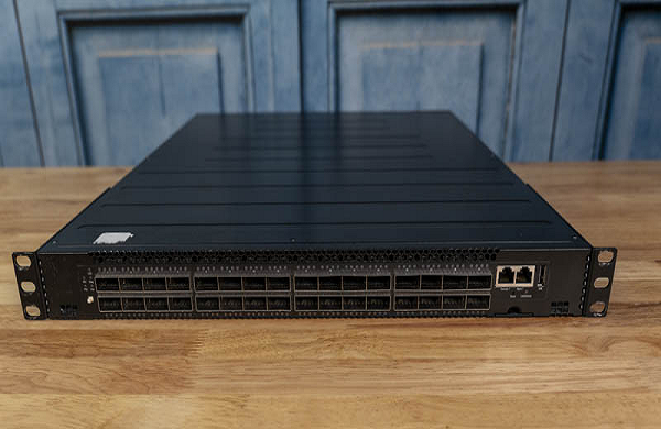 Edgecore AS7712-32X: 32x 100GbE White Box Switch | FiberMall