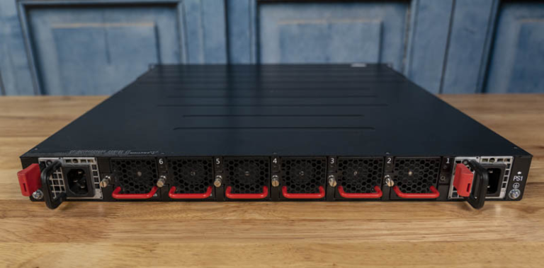 Edgecore AS7712-32X: 32x 100GbE White Box Switch |FiberMall