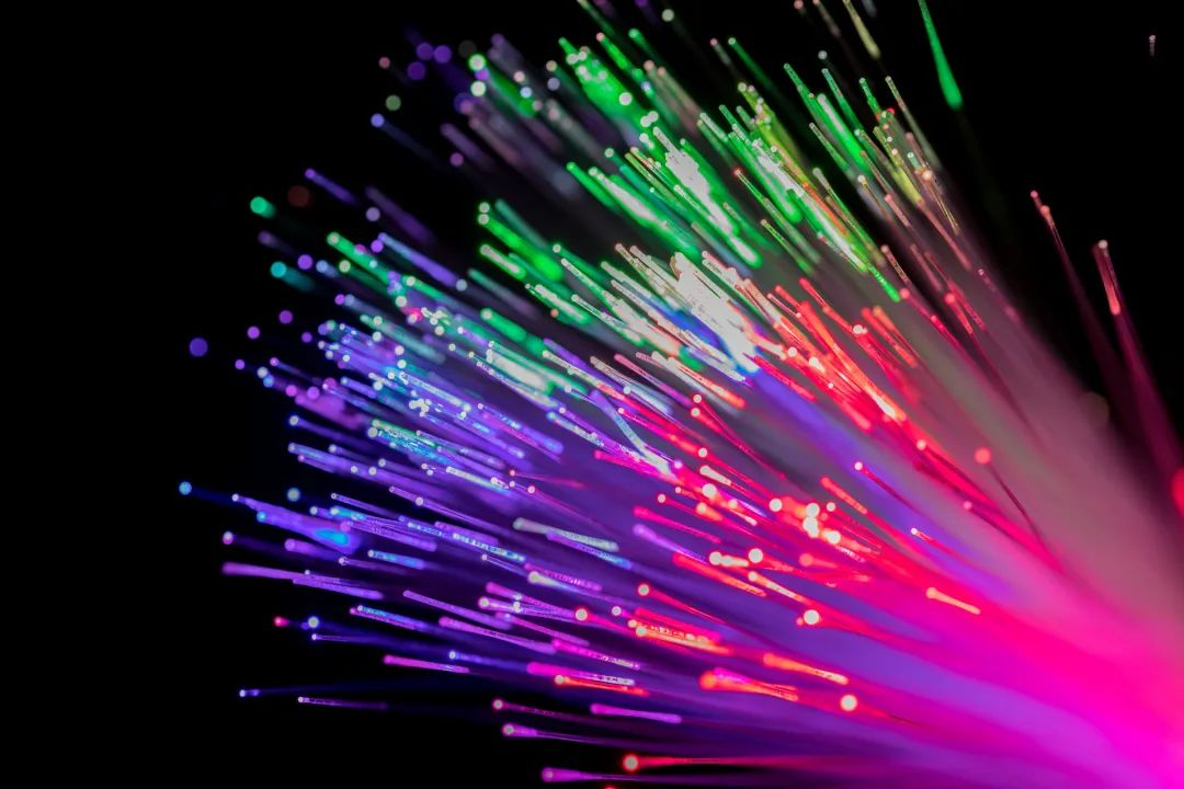 What is Hollow-Core Fiber | FiberMall