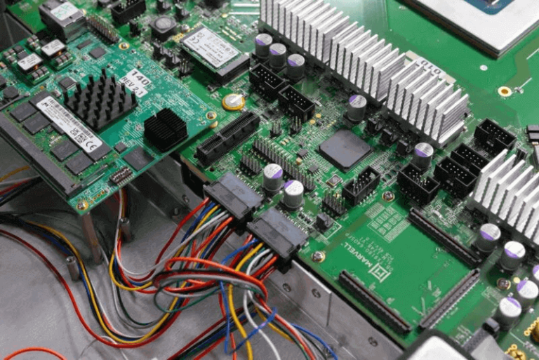 A Glimpse Inside the Marvell 51.2T (64-Port 800G) Switch | FiberMall